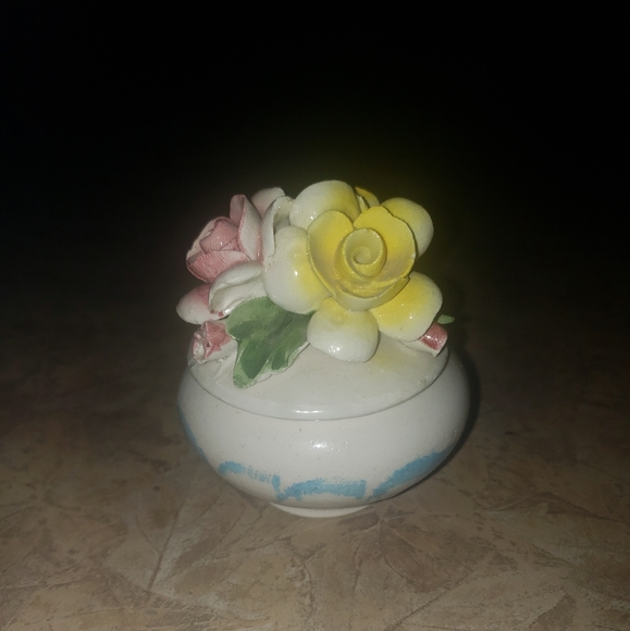 Capodimonte | Accents | Vintage Capodimonte Floral Trinket Box | Poshmark